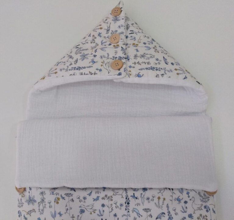 Liberty Baby Baby Footmuff Blue Animals | Walk | Les Piculins